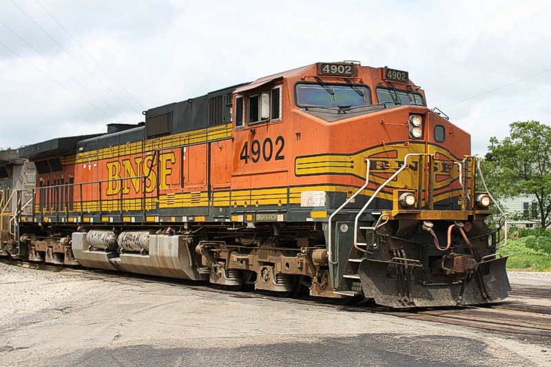 BNSF 4902